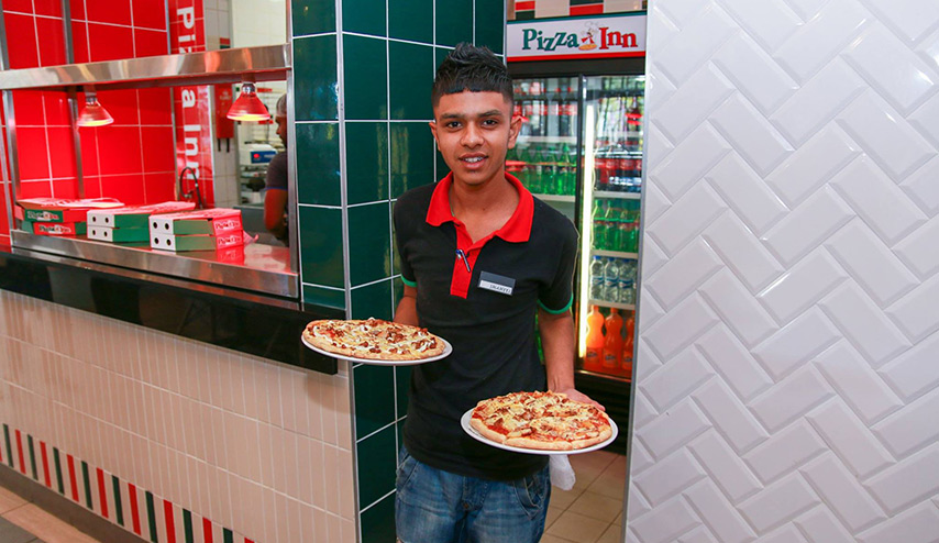 Pizza Inn - Phoenix Mall